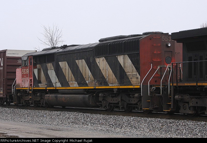 CN 5539